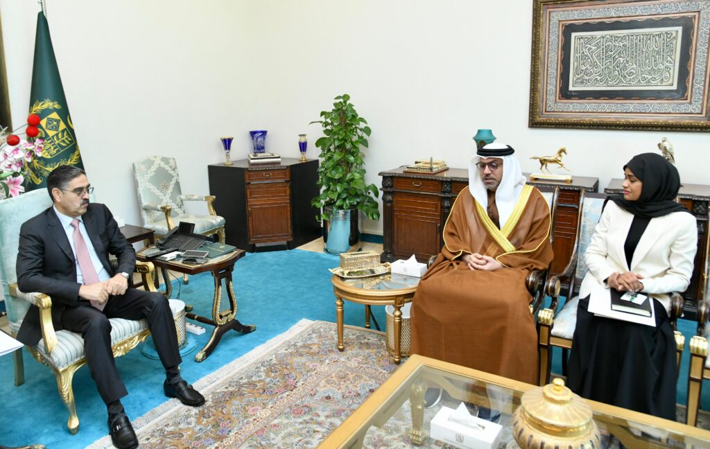 Ambassador of U.A.E. Calls on Prime Minister - Daily The Spokesman