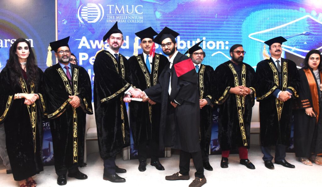 TMUC holds the biggest Transnational Education Graduation Ceremony in ...